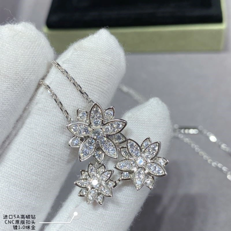 High accuracy Vca Necklaces