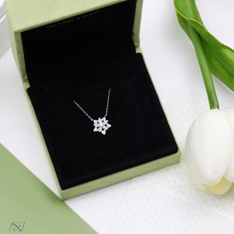 Authentic Vca Necklaces