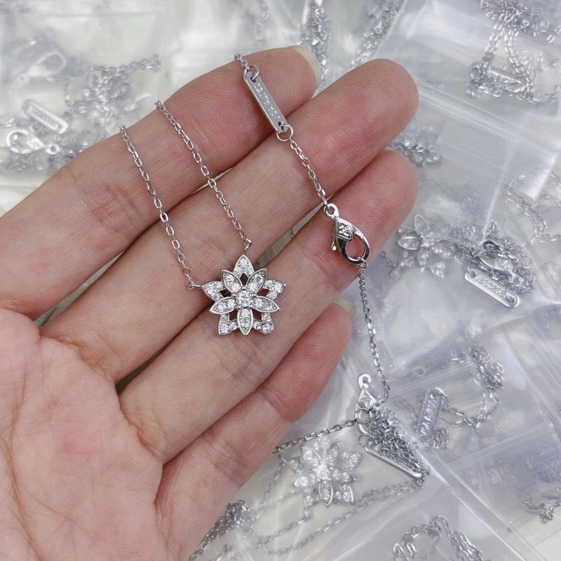 Authentic Vca Necklaces