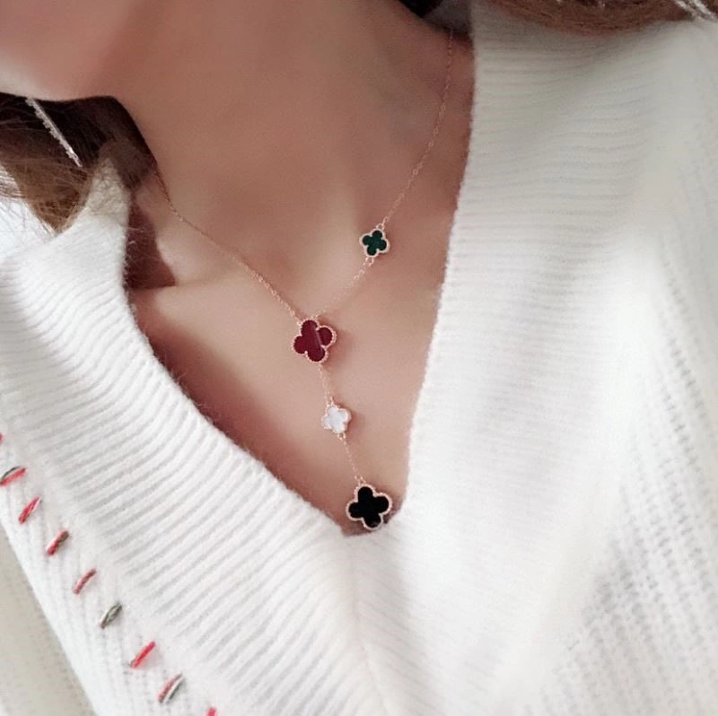 Cut-rate Vca Necklaces
