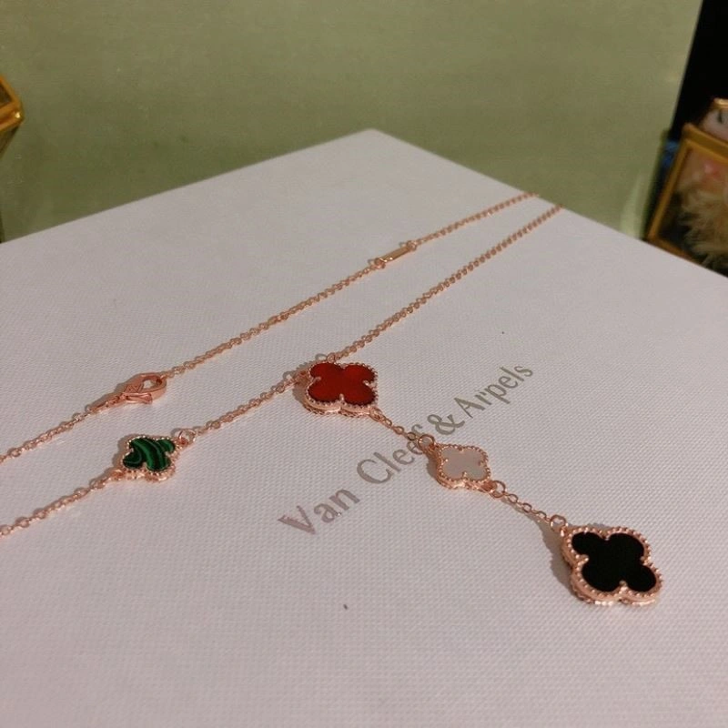 Cut-rate Vca Necklaces