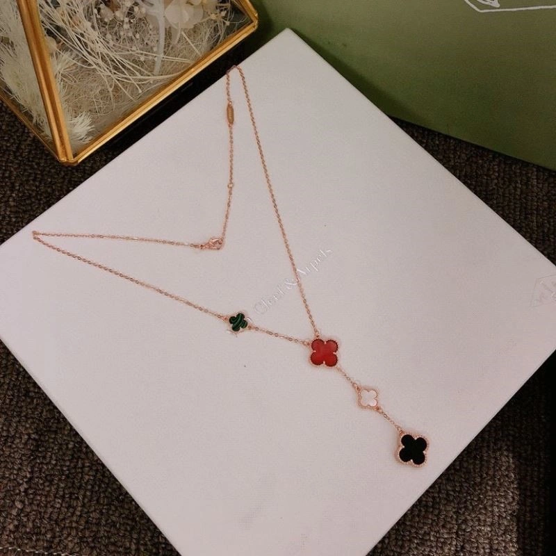 Cut-rate Vca Necklaces