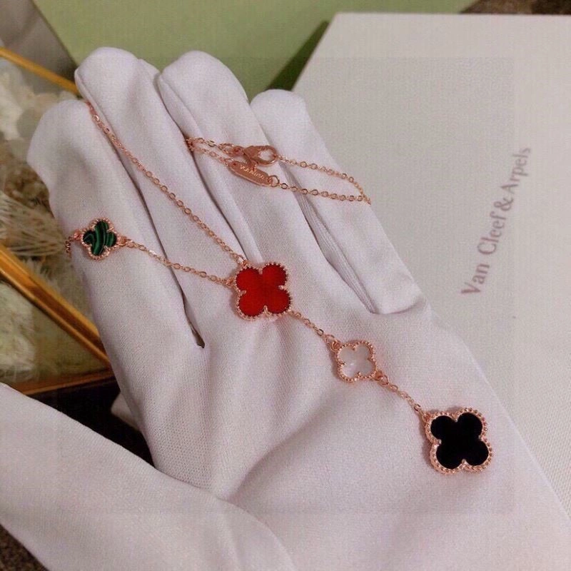 Cut-rate Vca Necklaces