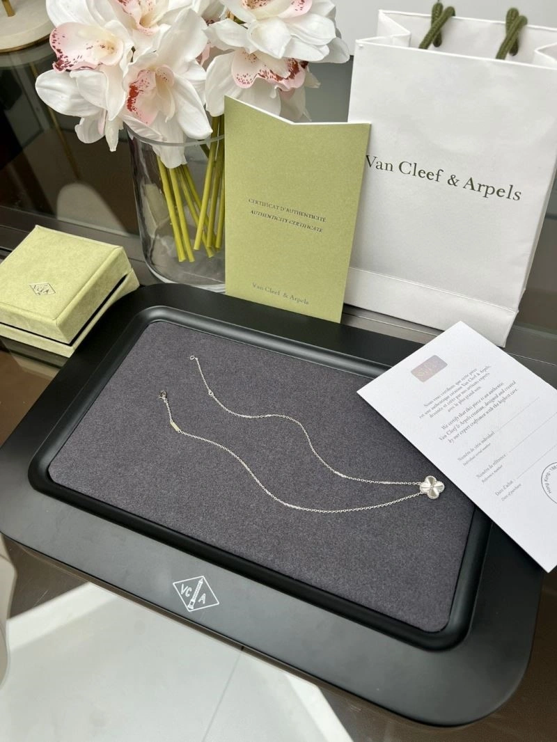 Top mirror Vca Necklaces