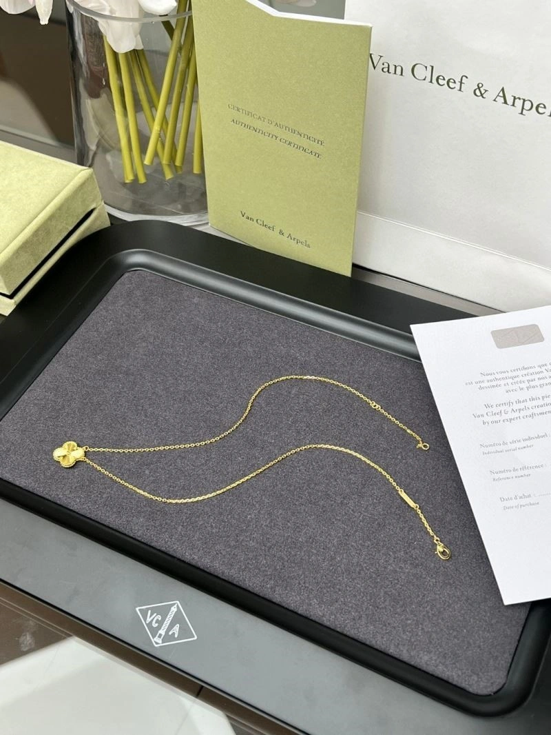 Brand-authenticated Vca Necklaces