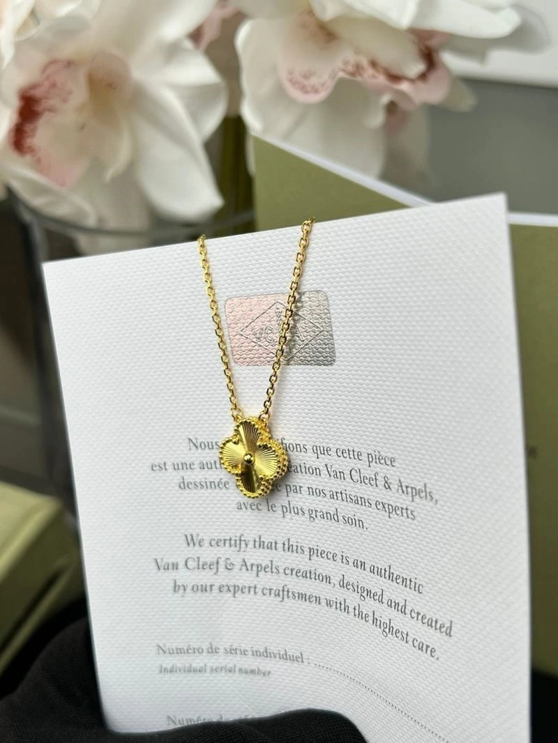 Brand-authenticated Vca Necklaces