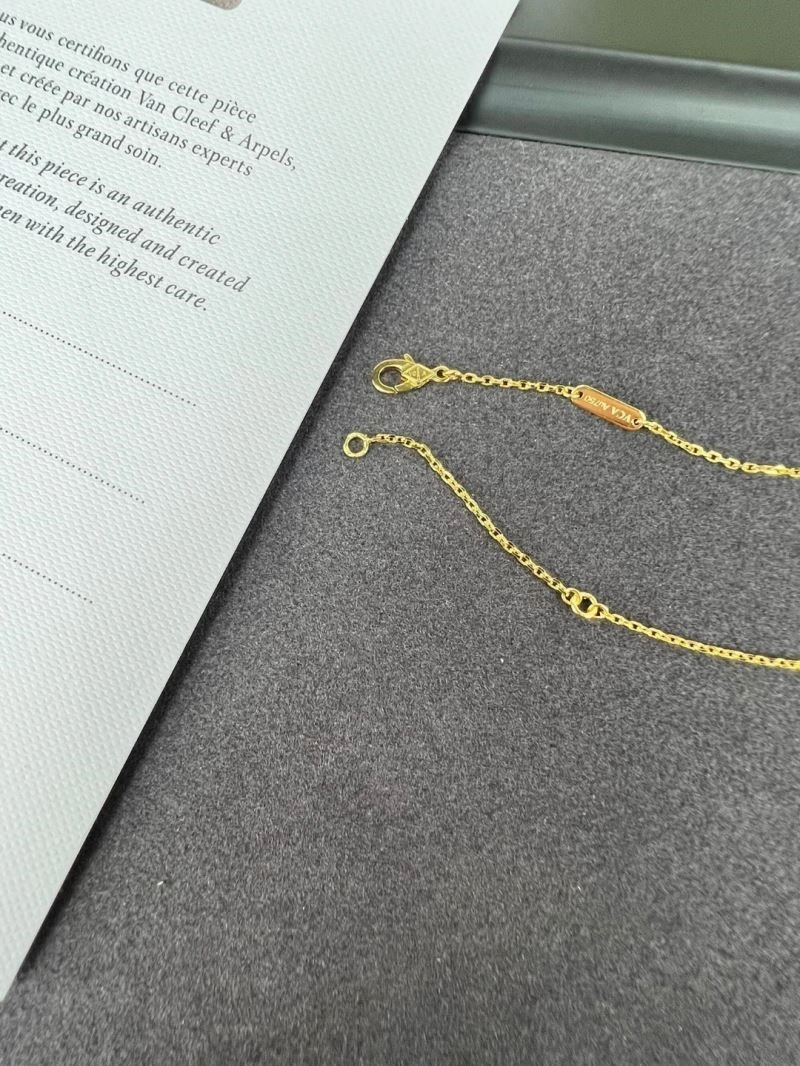 Mirror quality Vca Necklaces