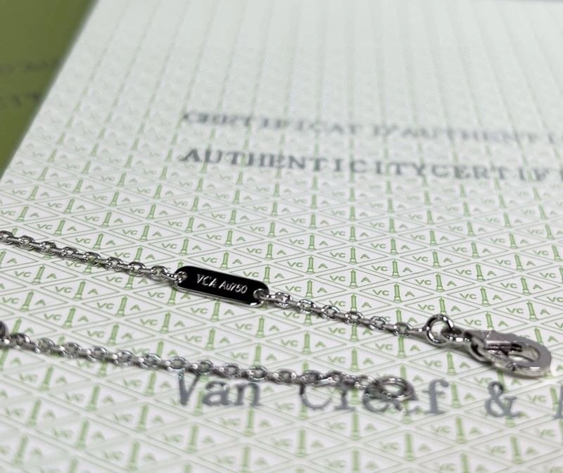 Brand-original Vca Necklaces