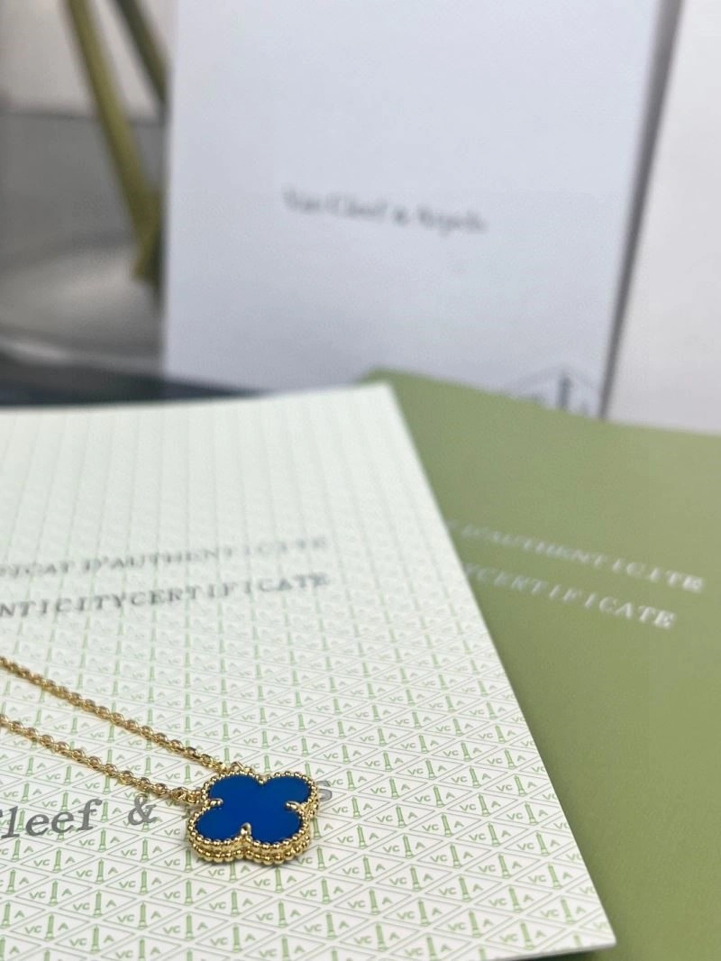 Factory-made Vca Necklaces