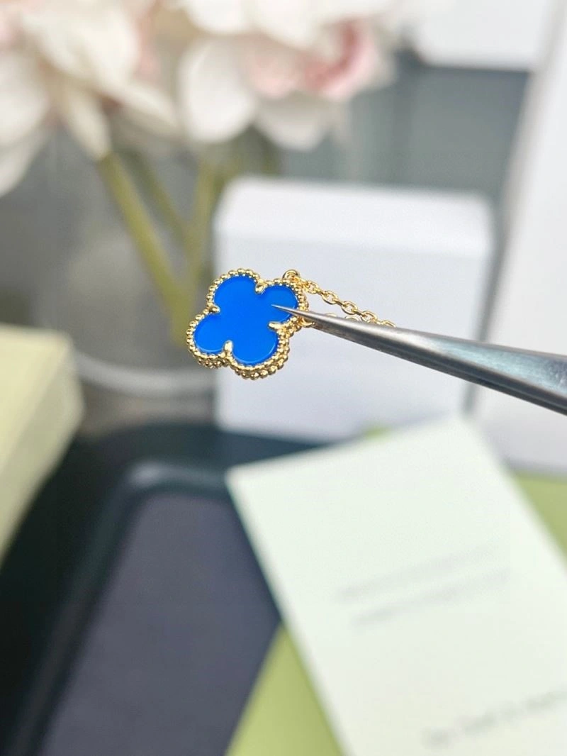 Factory-made Vca Necklaces