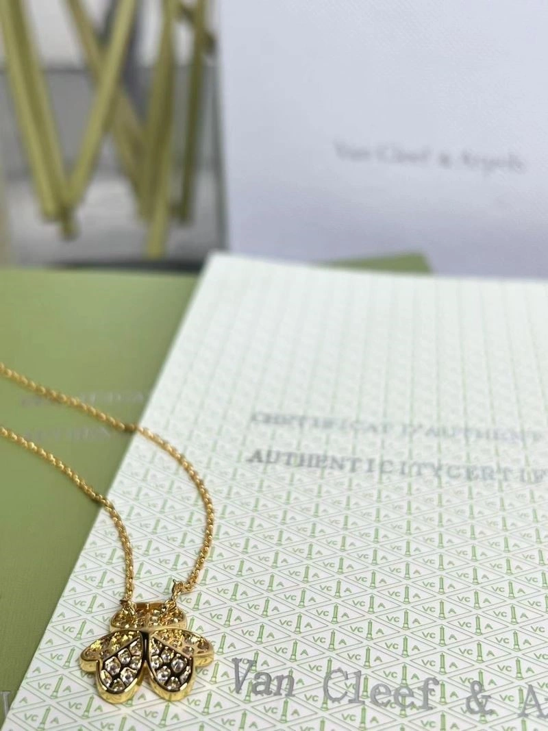 OEM Vca Necklaces