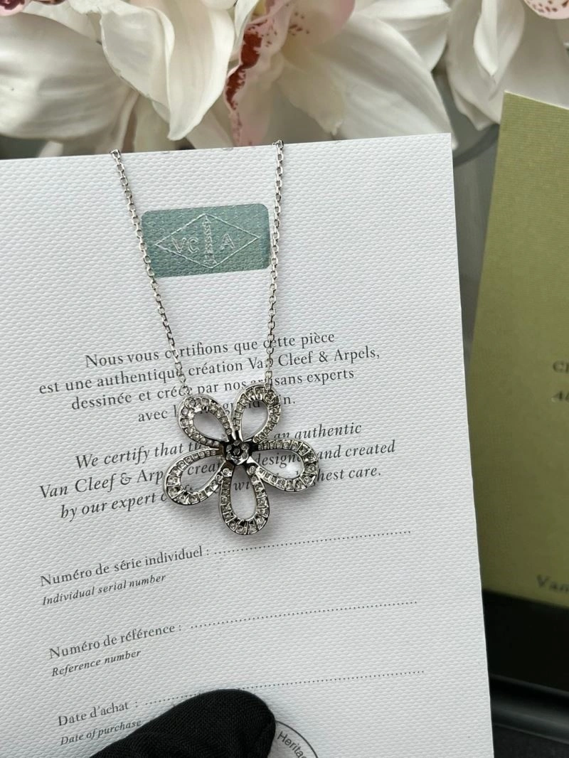 Brand-authenticated Vca Necklaces