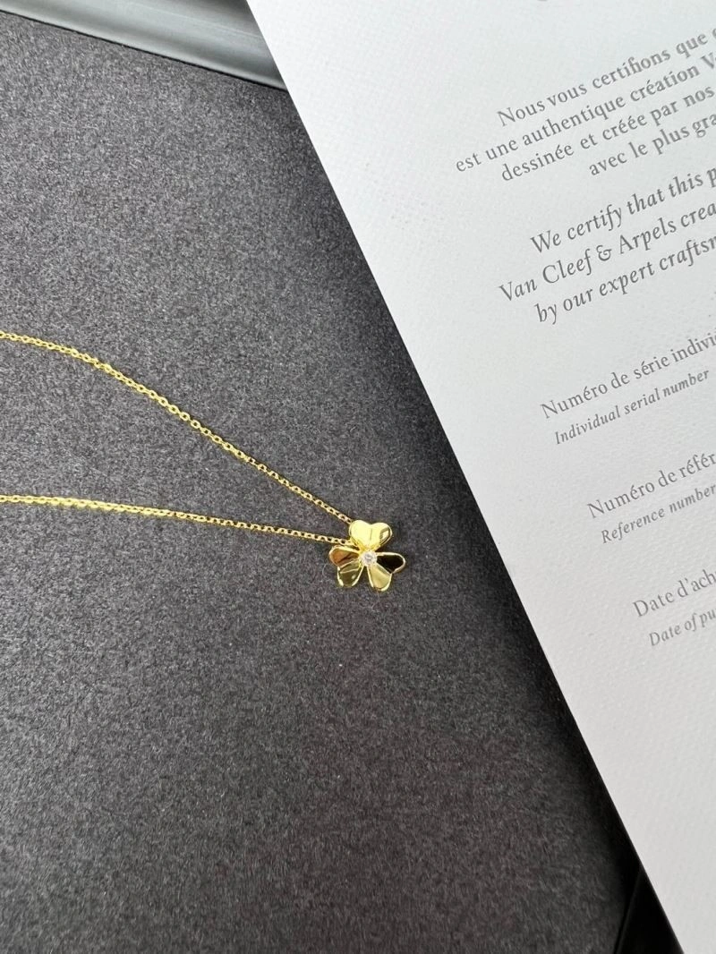 Genuine Vca Necklaces