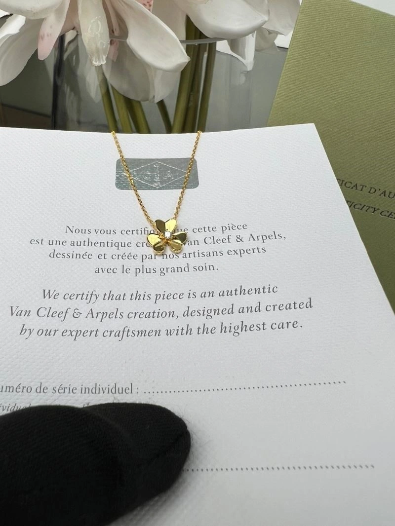 Genuine Vca Necklaces