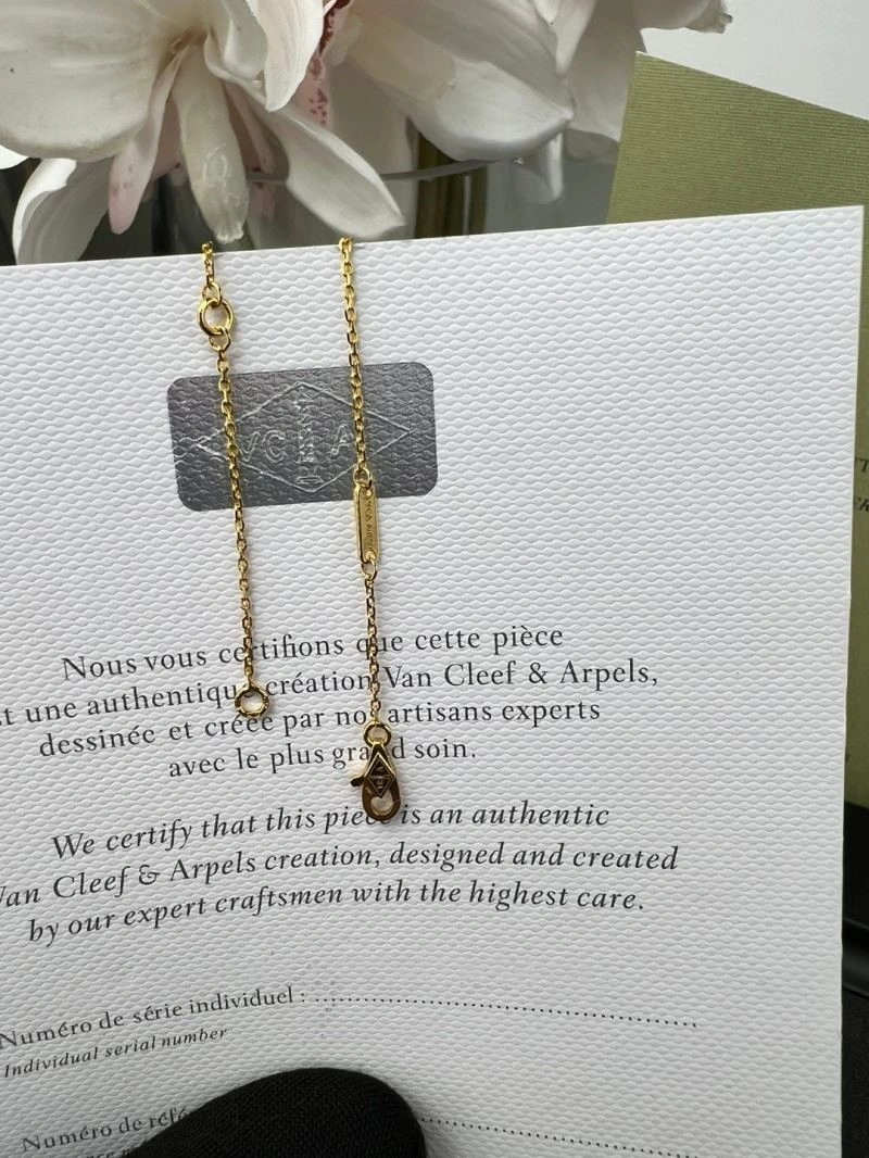 Genuine Vca Necklaces
