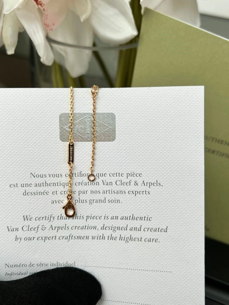 High fidelity Vca Necklaces