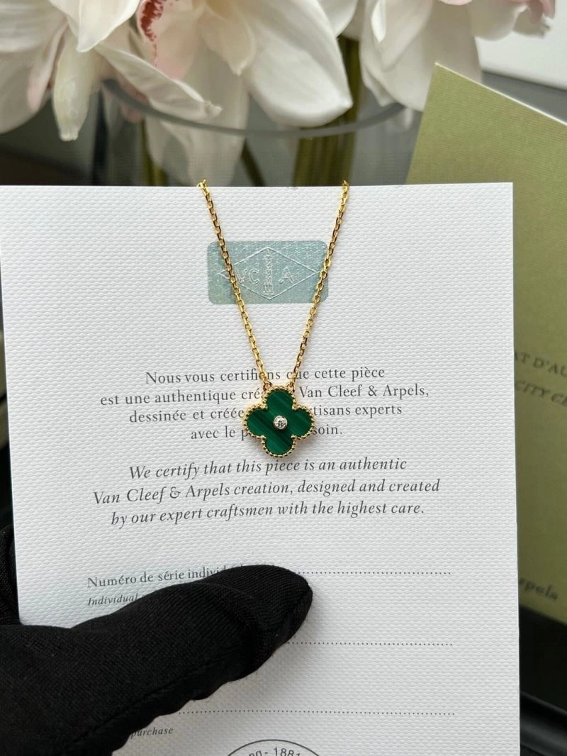 Top match Vca Necklaces