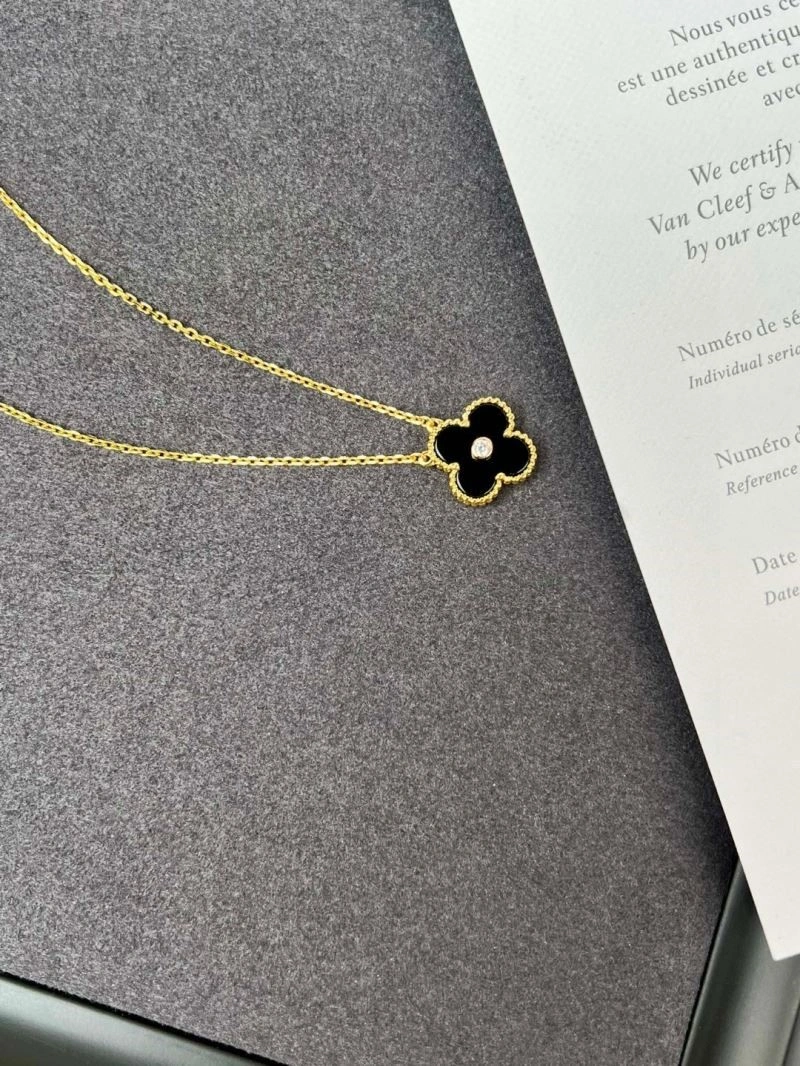 OEM Vca Necklaces