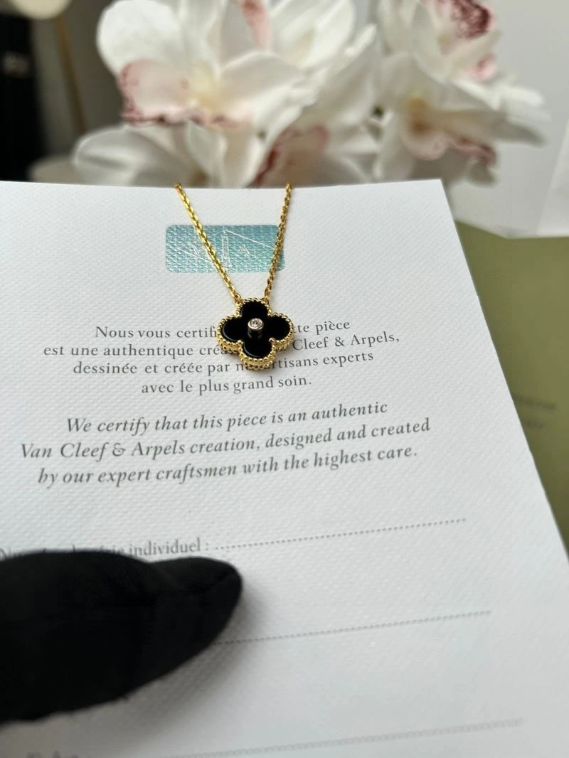 OEM Vca Necklaces