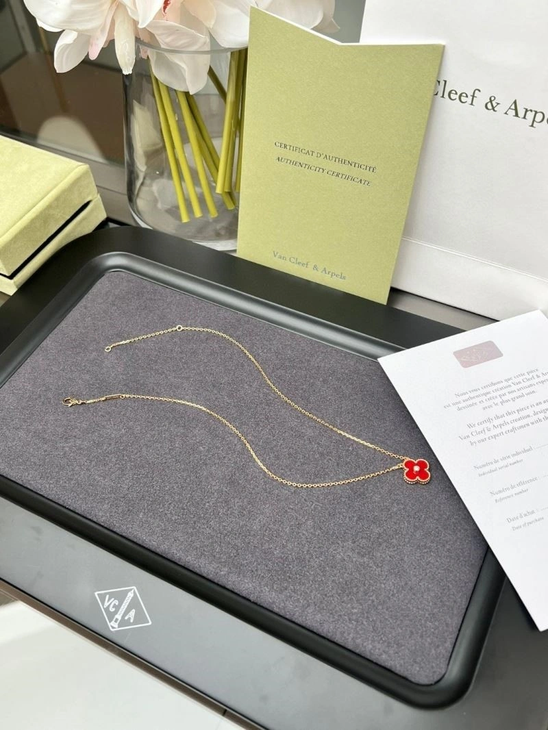 Bargain Vca Necklaces