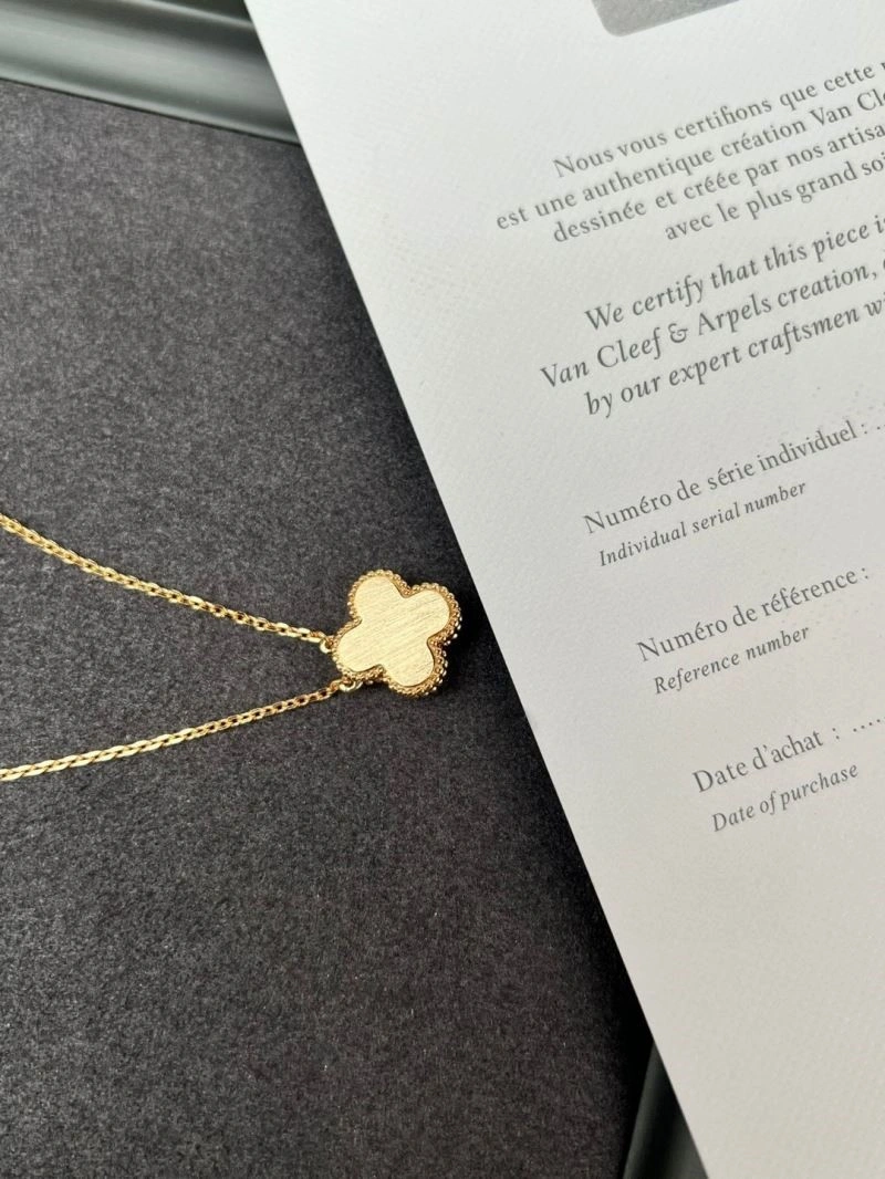 Bargain Vca Necklaces