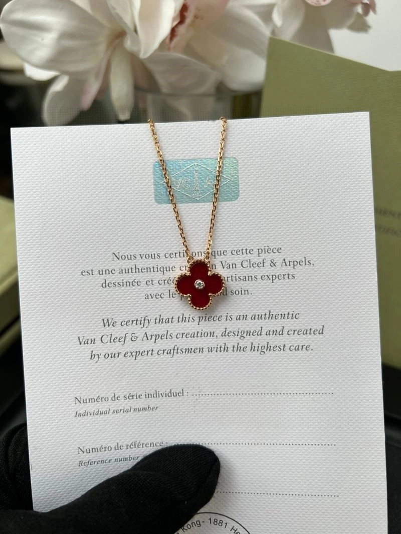 Bargain Vca Necklaces