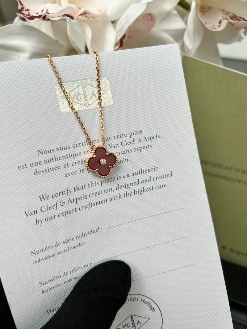 Bargain Vca Necklaces