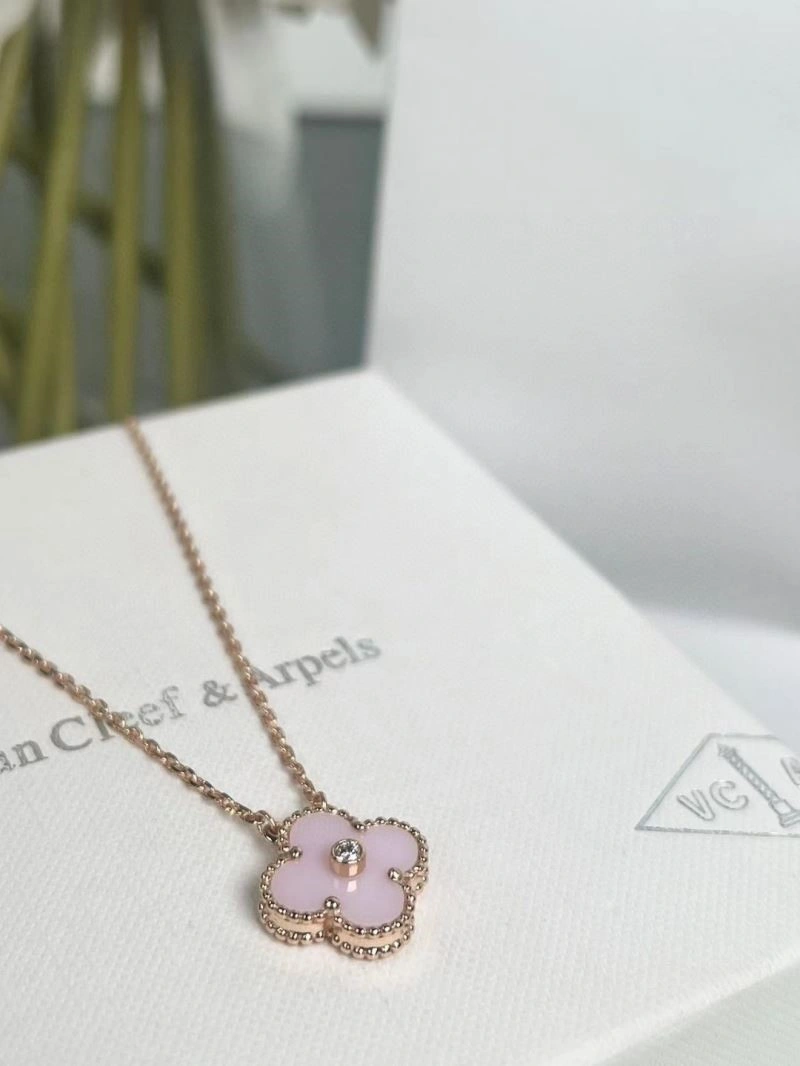 Reasonably priced Vca Necklaces