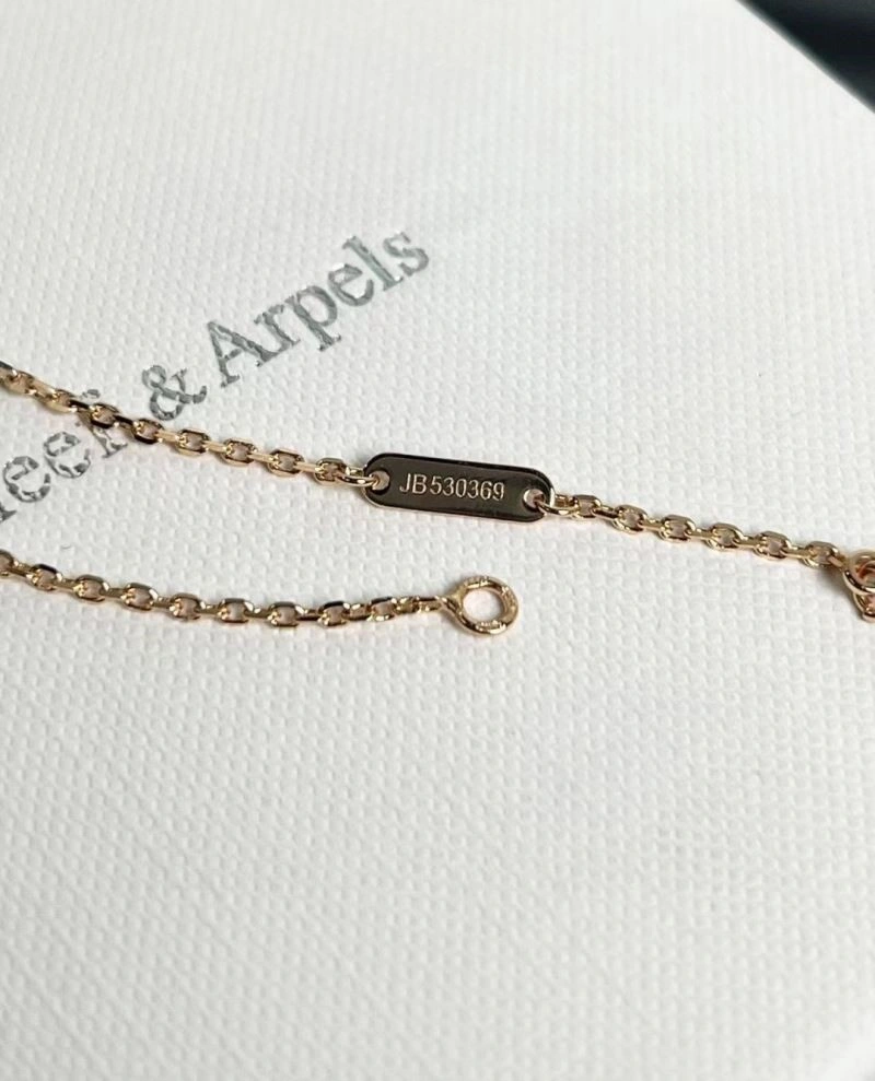 Original Vca Necklaces