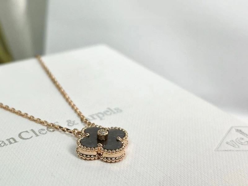 Original Vca Necklaces