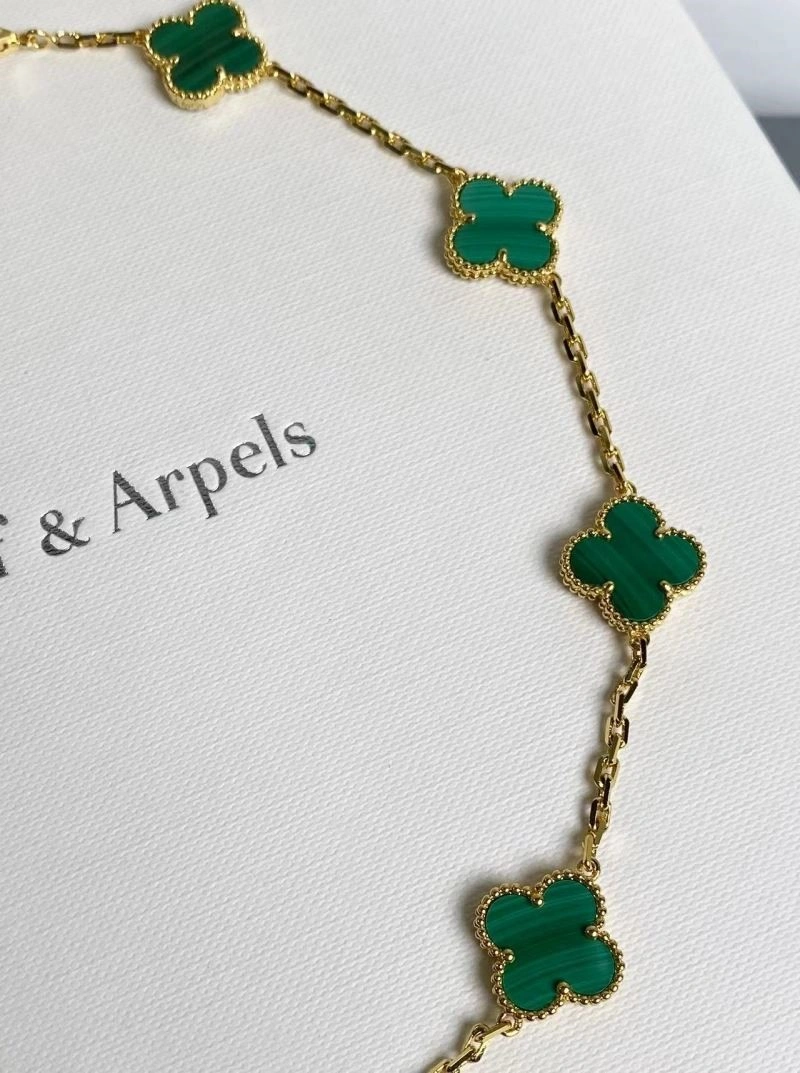 Budget-friendly Vca Necklaces