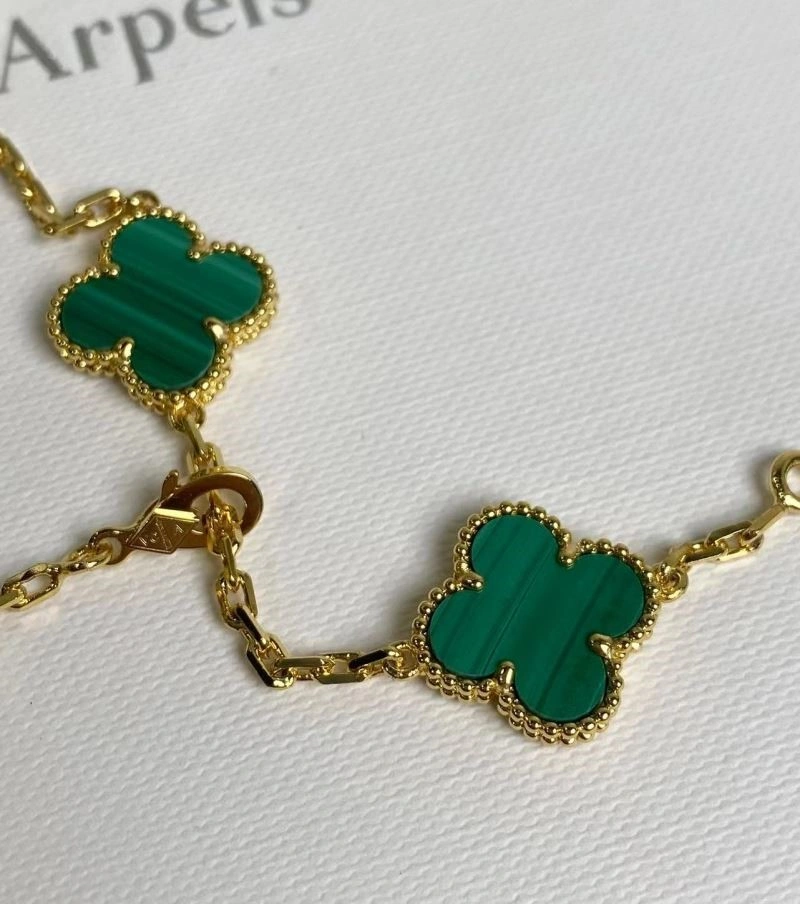 Budget-friendly Vca Necklaces