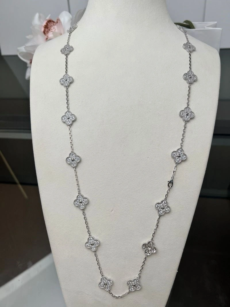 Brand-authenticated Vca Necklaces