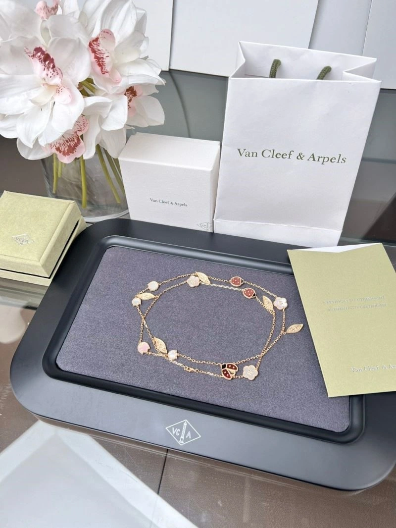 High accuracy Vca Necklaces