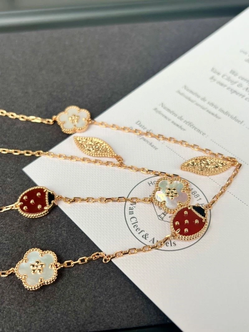 High accuracy Vca Necklaces