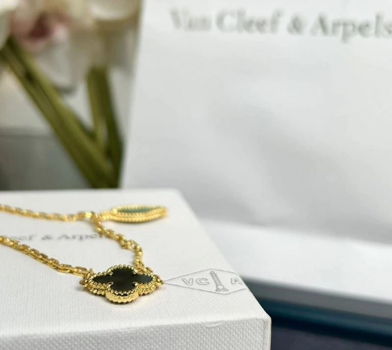 1:1 copy Vca Necklaces
