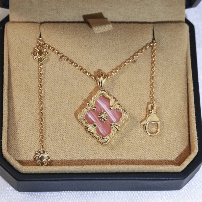 Low-cost Vca Necklaces