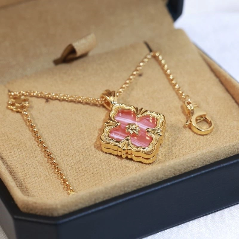 Low-cost Vca Necklaces
