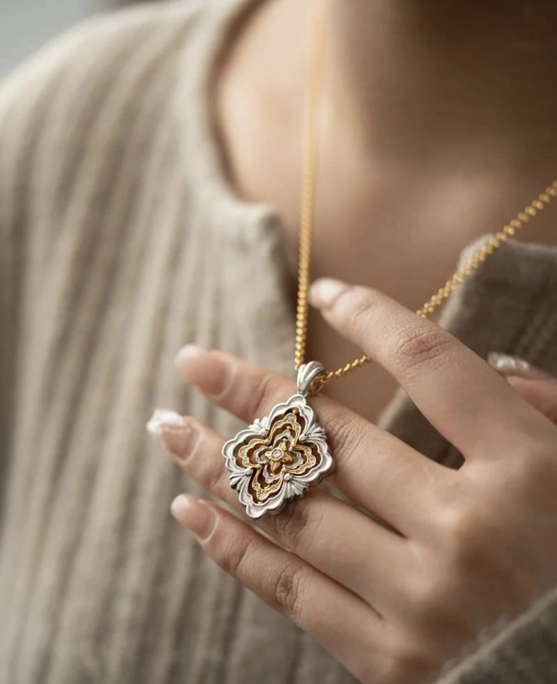 OEM Vca Necklaces