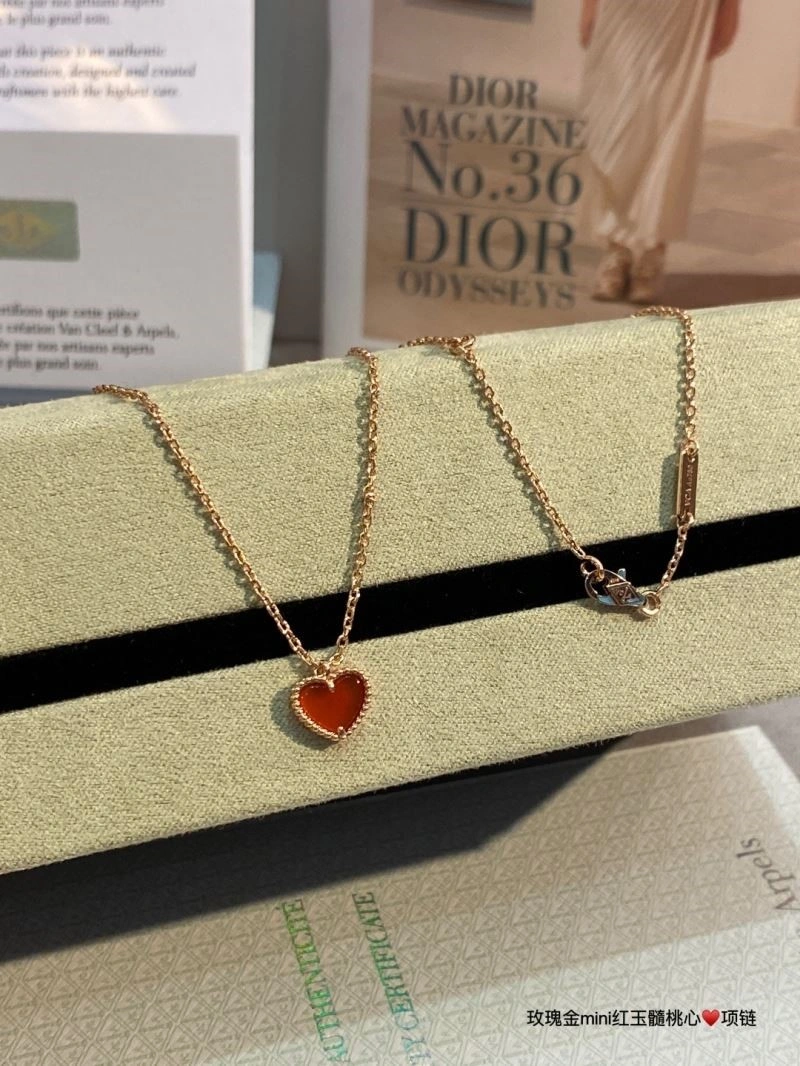 Budget-friendly Vca Necklaces