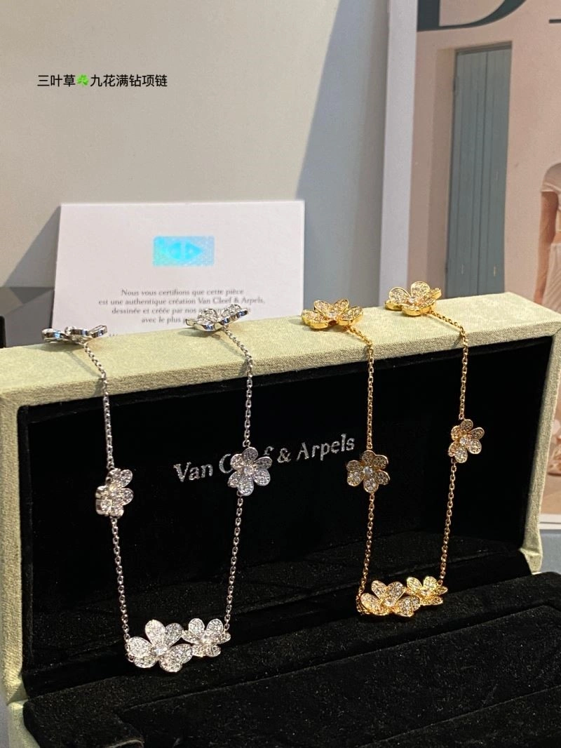 Genuine Vca Necklaces