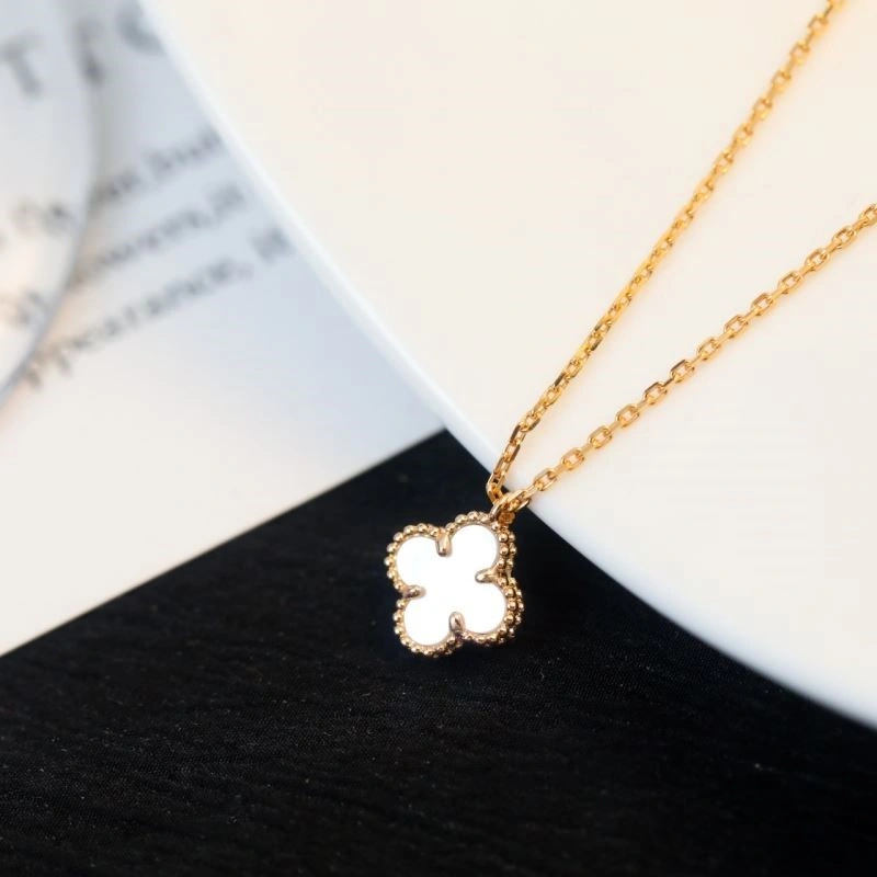 Cut-rate Vca Necklaces