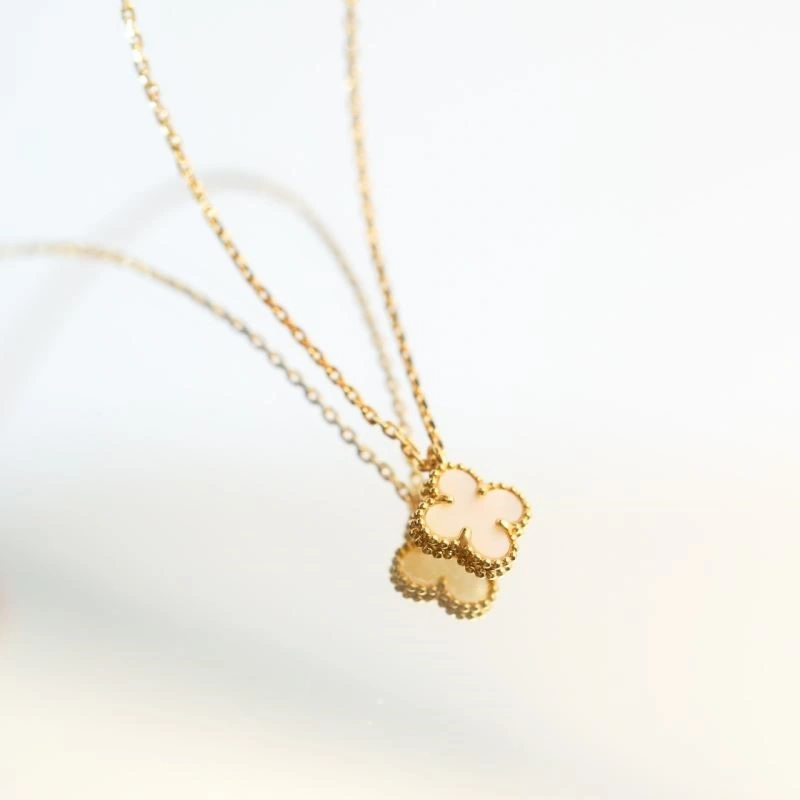 Cut-rate Vca Necklaces