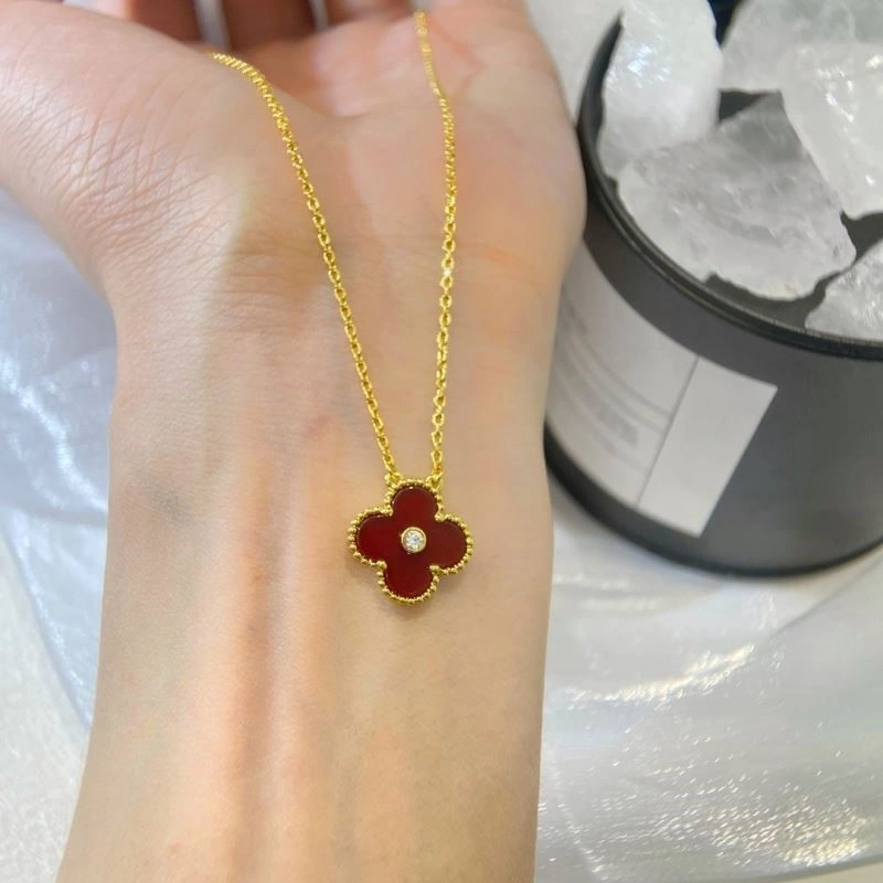 Value-priced Vca Necklaces