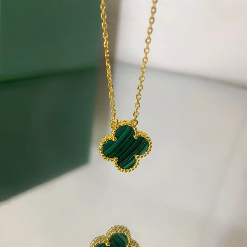 High fidelity Vca Necklaces