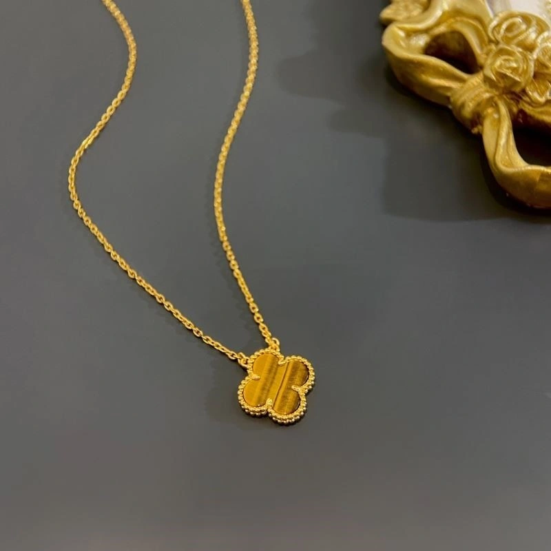 Factory-made Vca Necklaces