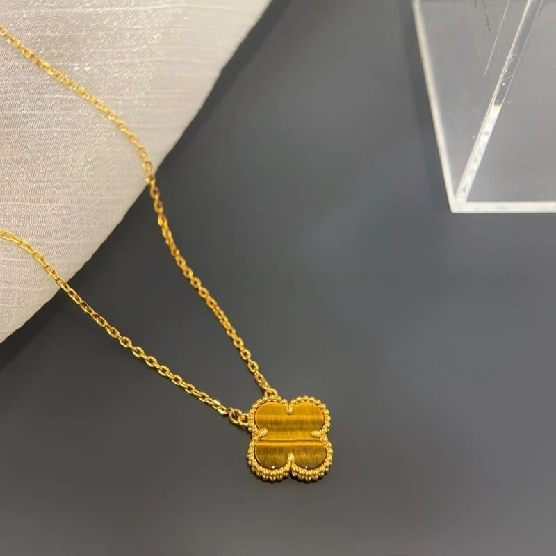 Factory-made Vca Necklaces