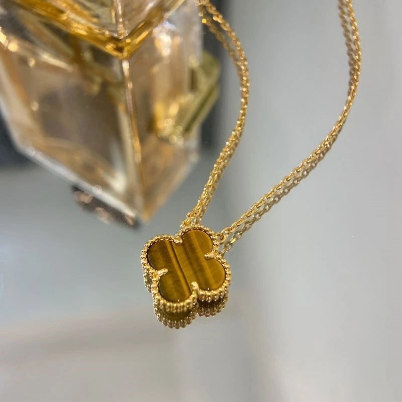 Factory-made Vca Necklaces