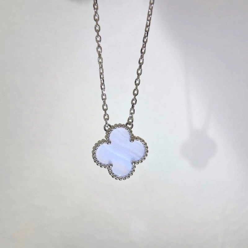 Factory-made Vca Necklaces