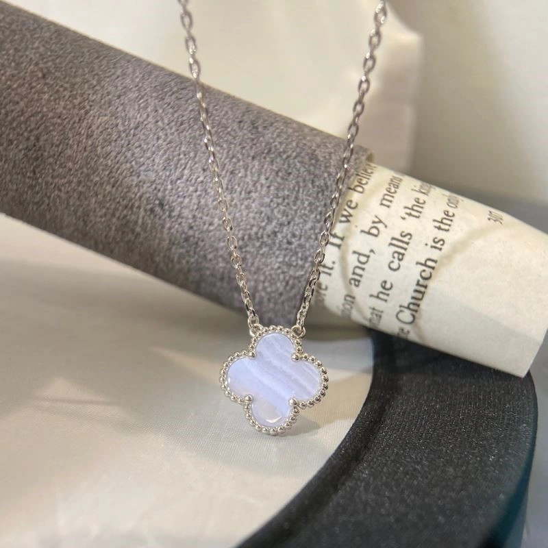 Factory-made Vca Necklaces